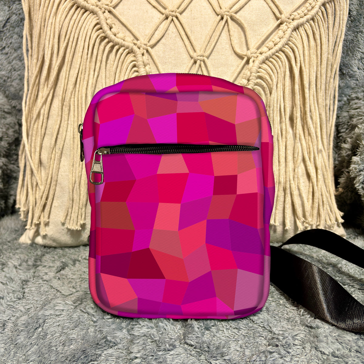 Hexo prism Crossbag – BASTET